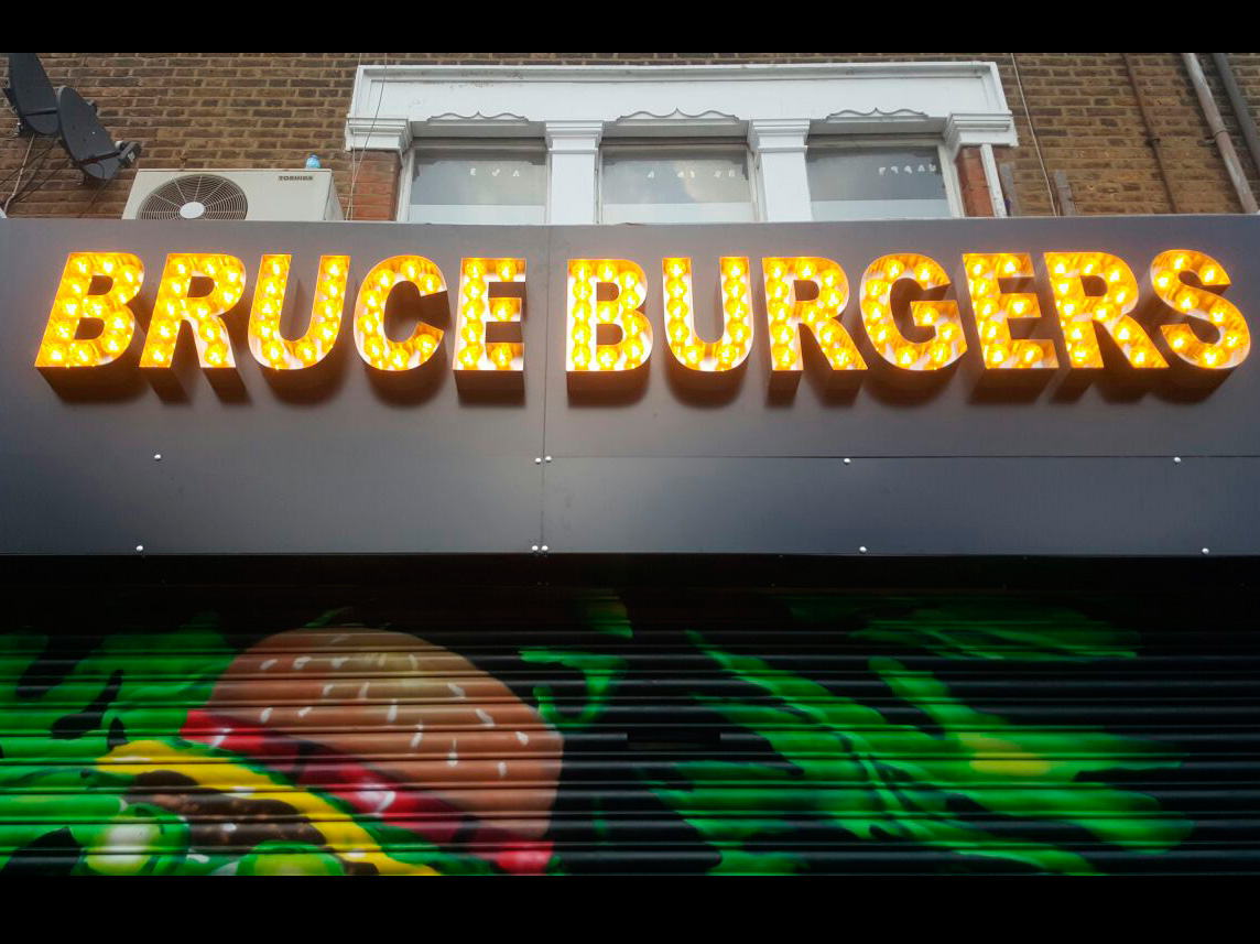 DG SIGNS LONDON – DG