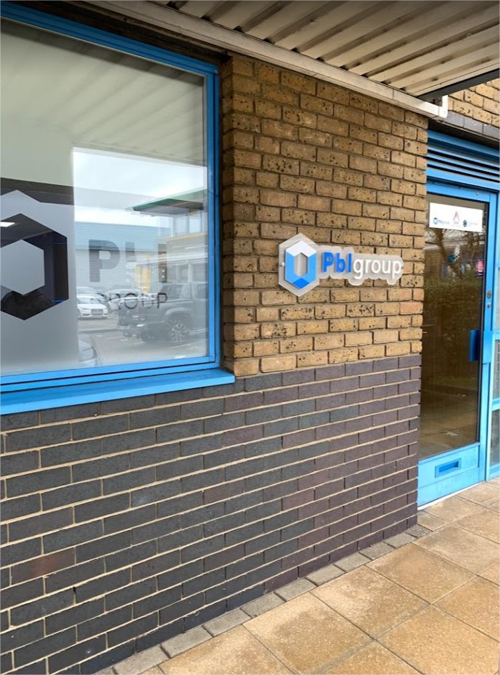 DG SIGNS LONDON – DG