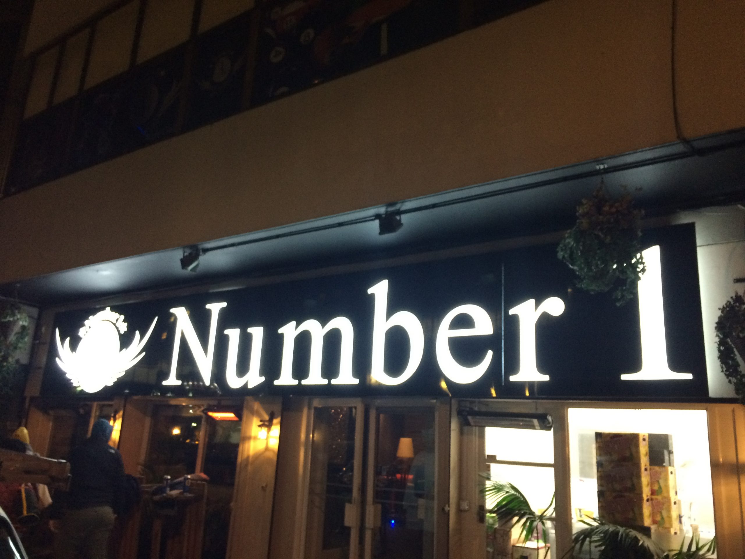 DG SIGNS LONDON – DG